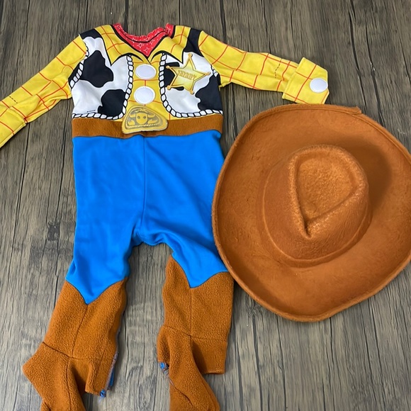 Disney | One Pieces | Toy Story Woody Outfit | Poshmark